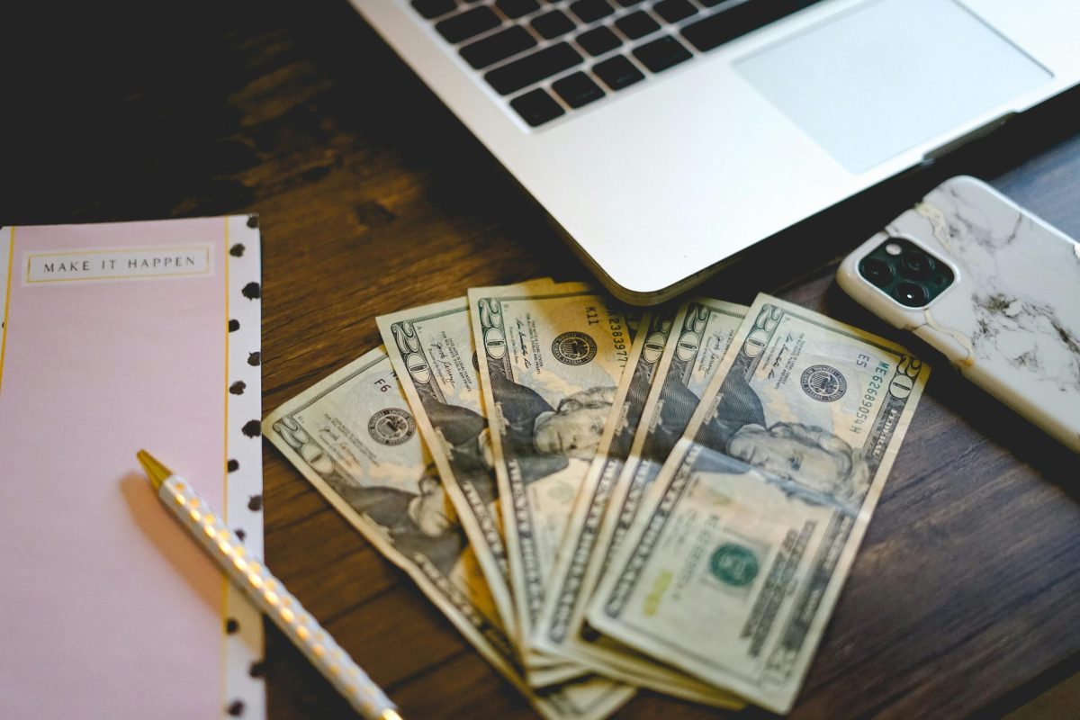Best Side Hustles in 2026 That Actually Make Money